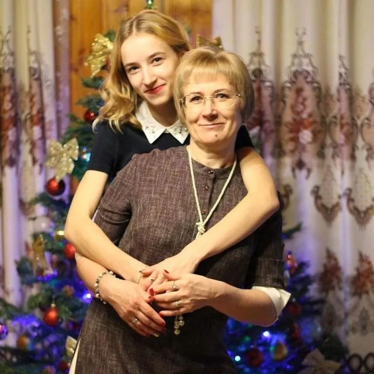 Мама, у меня рак: истории женщин, прошедших болезнь вместе со своими взрослыми детьми